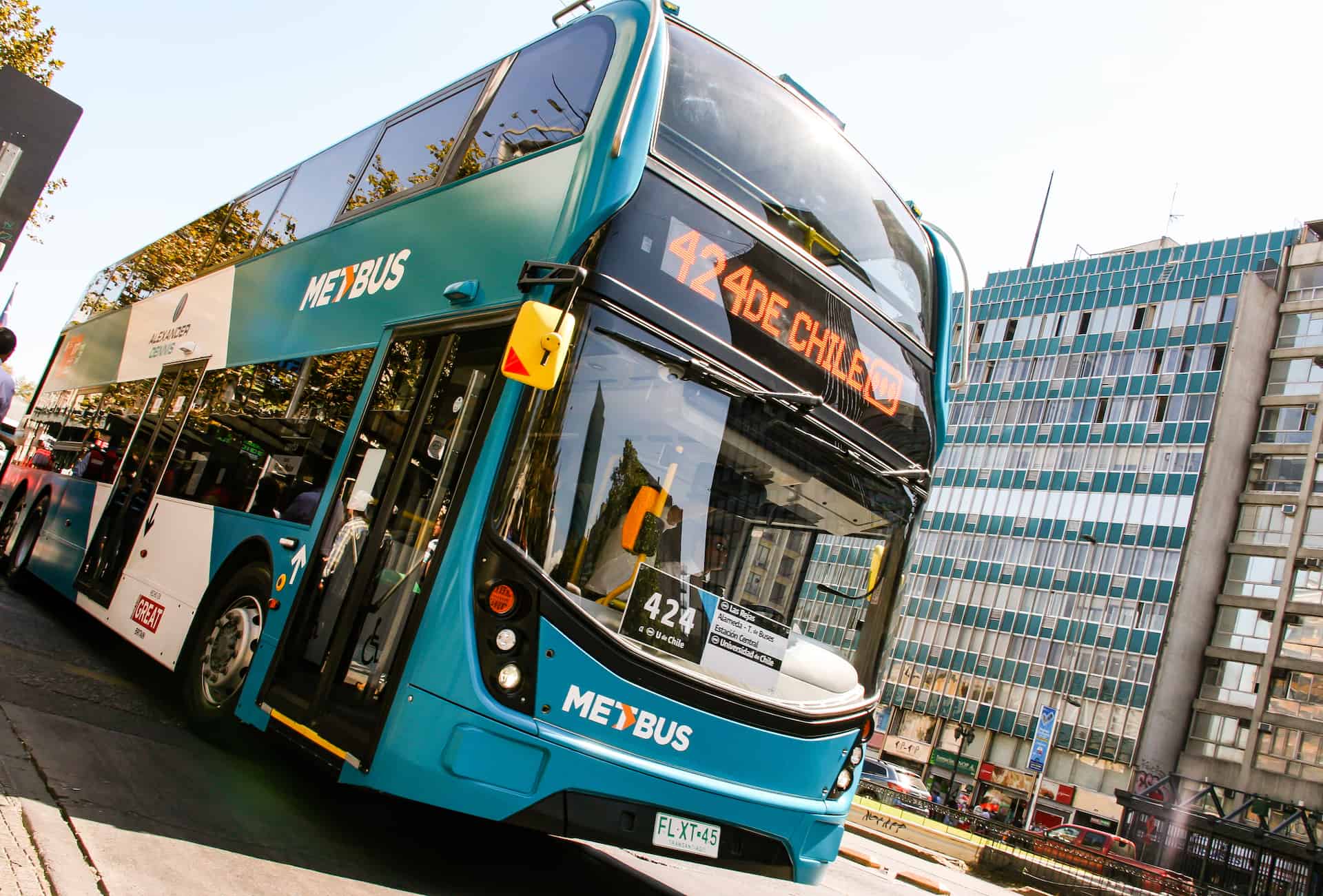 Metbus pioneering e-bus deployments in Santiago