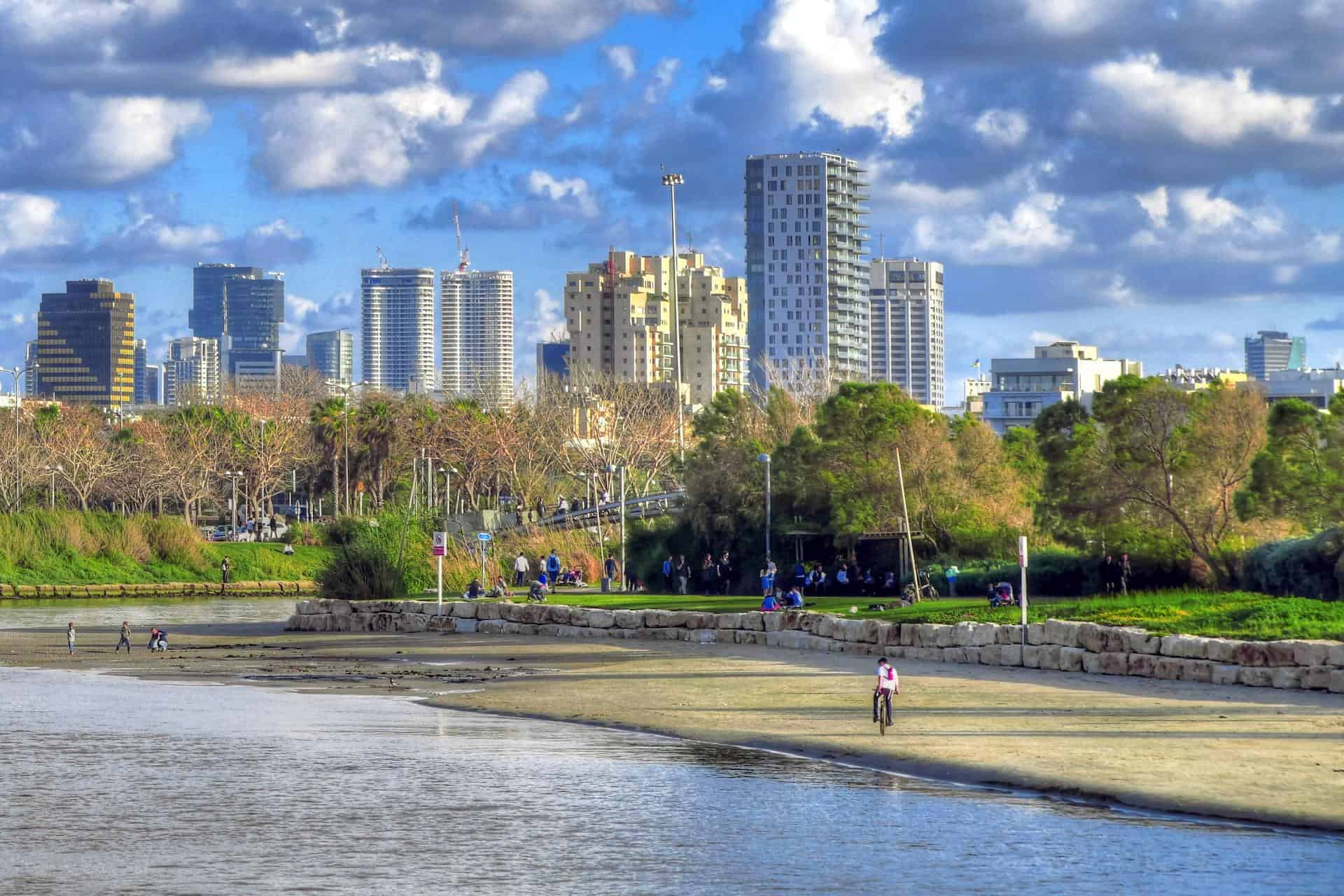 BiodiverCities by 2030: Transforming cities’ relationship with nature